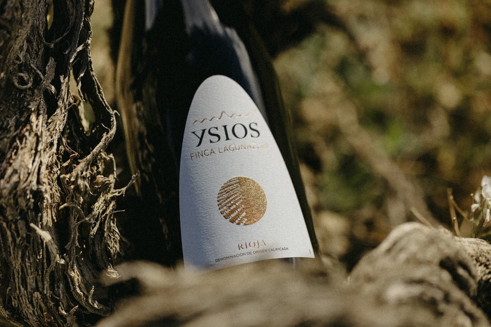 LLEGA YSIOS FINCA LAGUNAZURI, UN TEMPRANILLO DISTINGUIDO DE BODEGAS ...